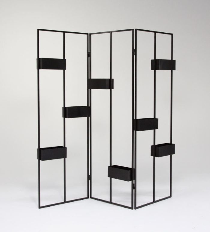 Verso Vertical Plant Stand - Vurni